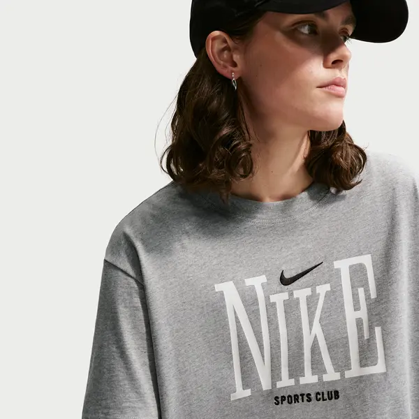 Nike Sportswear Classic Oversized T-shirt - Grey