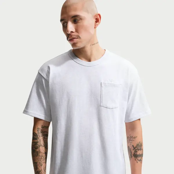Nike Sportswear Premium Essentials T-shirt - Brown