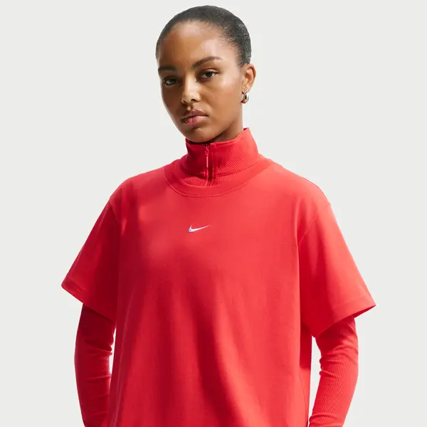 Nike Sportswear Classic Oversized T-shirt - Red