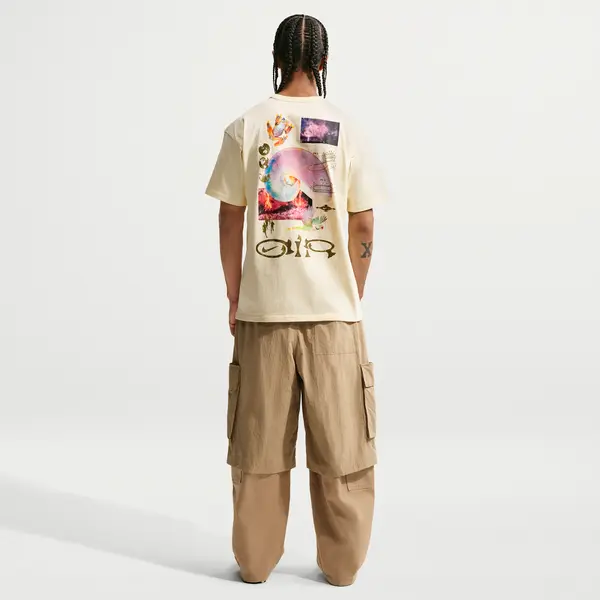 Nike Sportswear Premium Essentials T-shirt