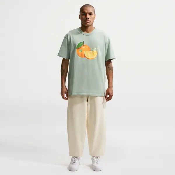 Nike Sportswear Premium Essentials T-shirt - Green