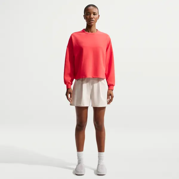 Nike 24.7 Impossiblysoft Dri-fit Oversized Crew-neck Top
