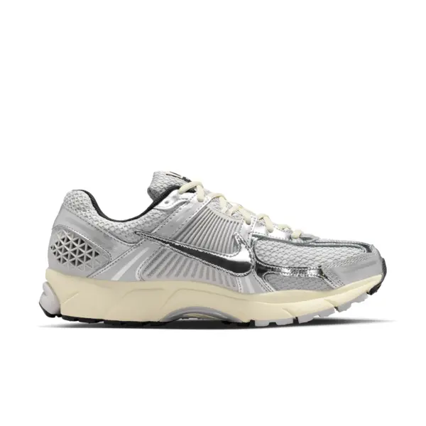 Nike Zoom Vomero 5 Sneakers - Grey
