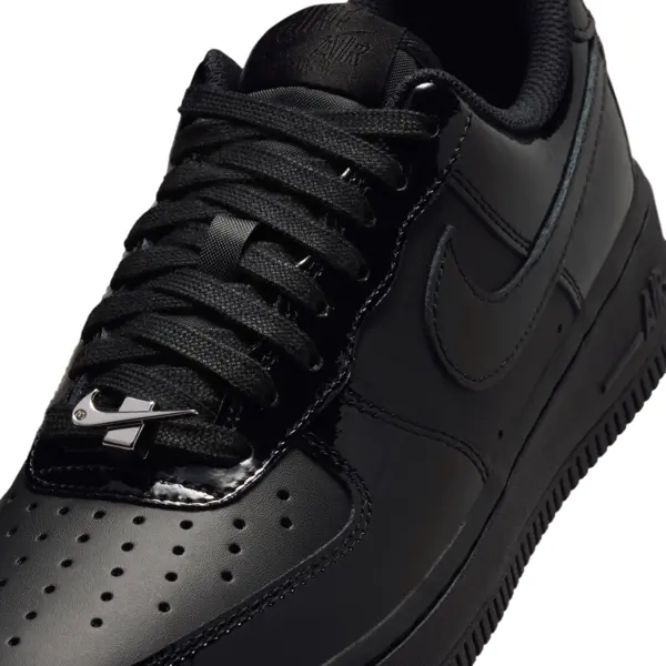 Nike Force 1 '07 Sneakers - Black