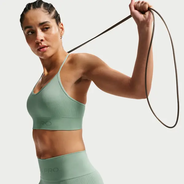 Nike Pro Seamless Light-support Padded Sports Bra - Green