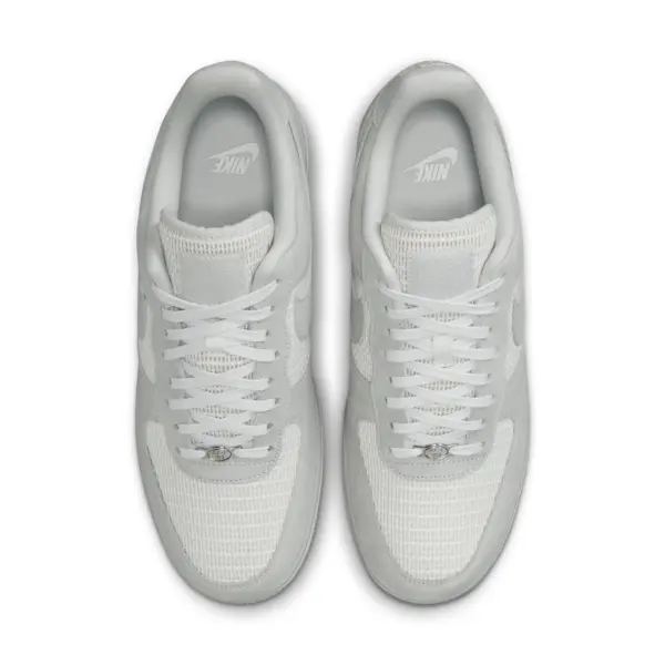 Nike Air Force 1 '07 Lv8 Sneakers - White
