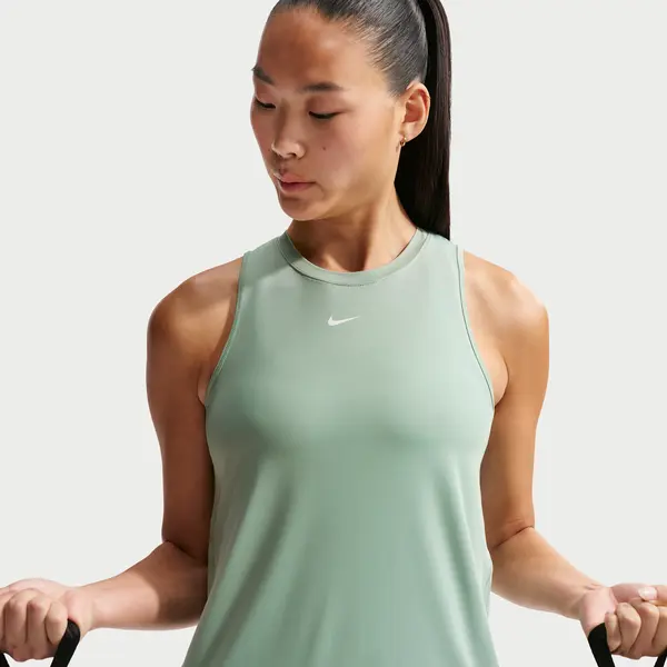 Nike Classic Dri-fit Tank Top - Green