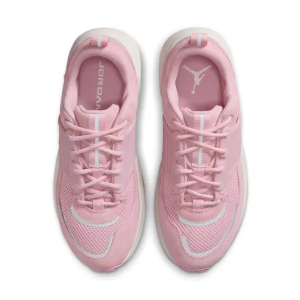 JORDAN Trunner O/s Athletic Shoes
