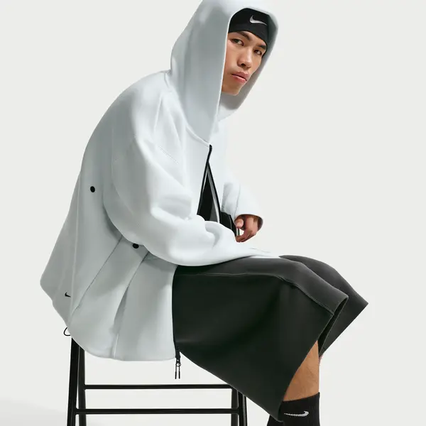 Nike Tech Fleece Oversized Shorts - Grey