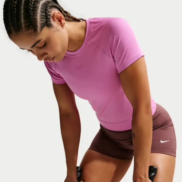 Nike Pro Seamless Dri-fit T-shirt