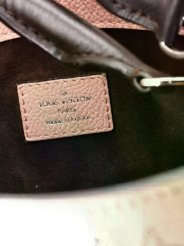 LOUIS VUITTON Babylone Pm Hobo Bag Mahina Leather