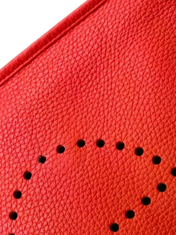 Hermès Evelyne Bag Gen Iii Clemence Pm - Red