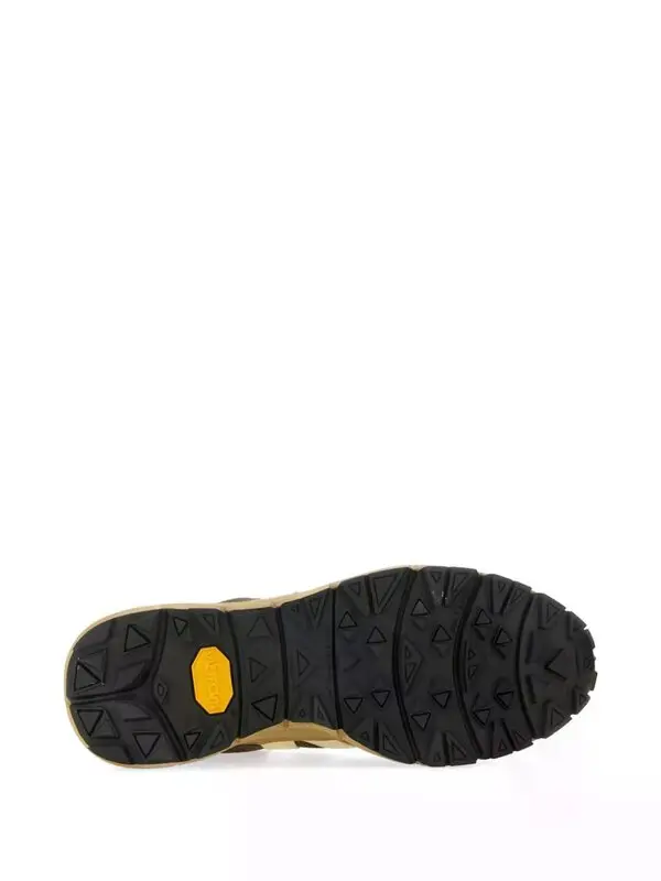 VEJA X Vibram’s Dekkan Sneakers