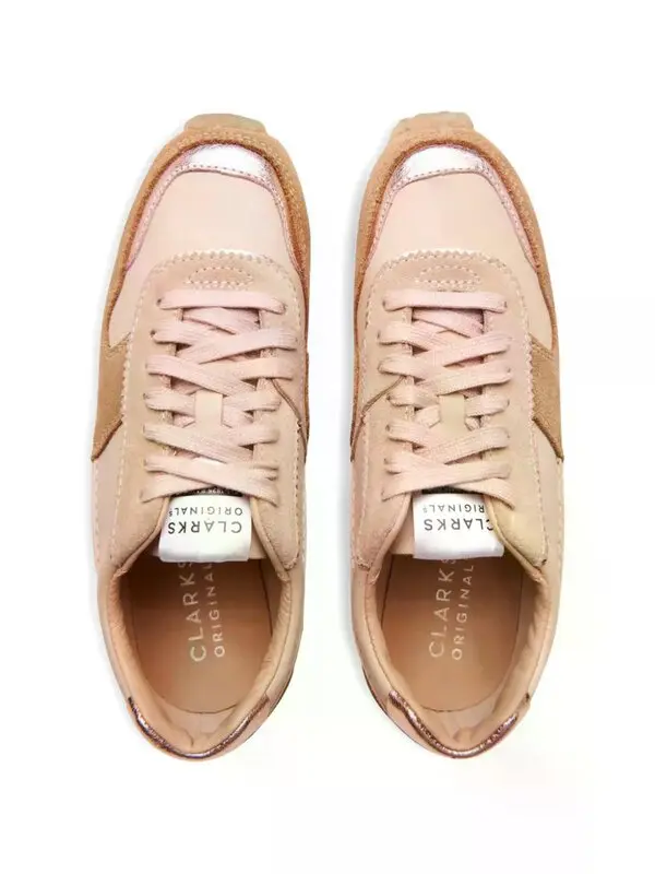 Clarks Torrun Sneakers