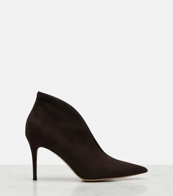 GIANVITO ROSSI Vania Suede Pumps - Brown