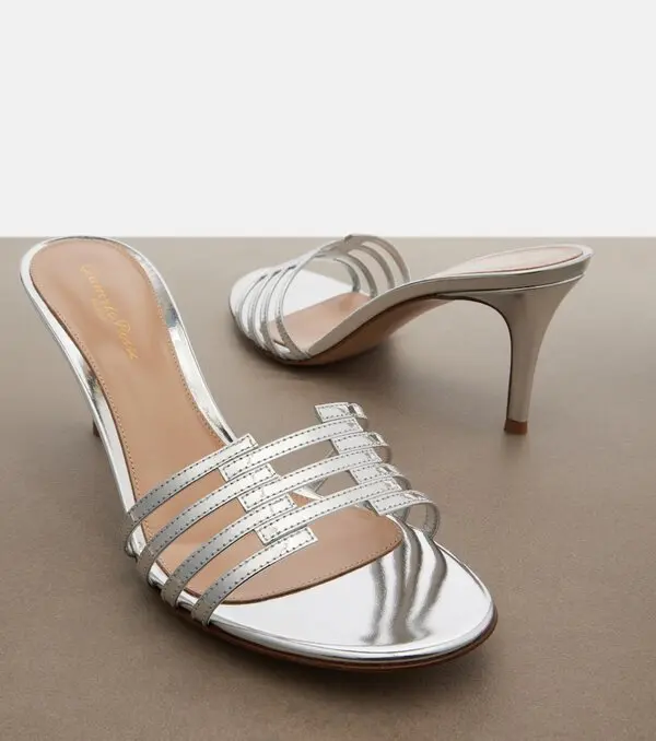 GIANVITO ROSSI Metallic Leather Mules - Silver