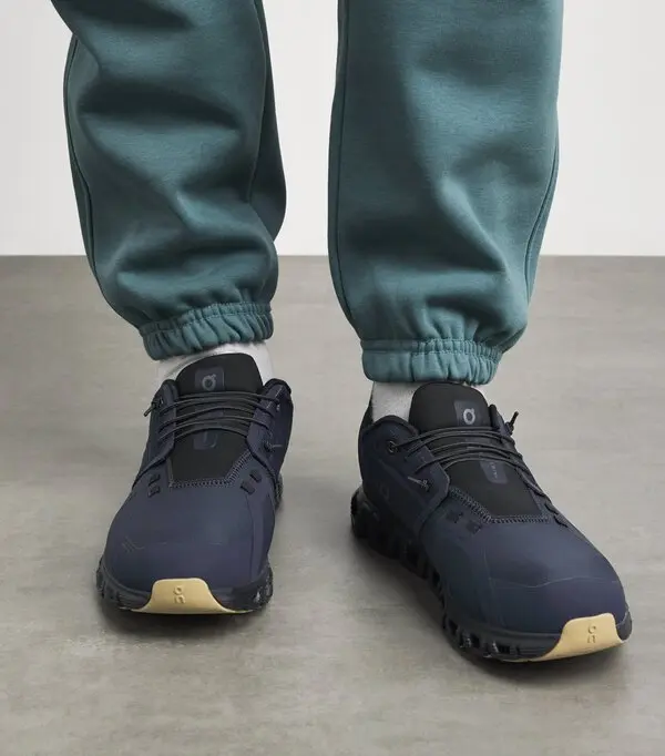 On Cloud 6 Waterproof Trainers - Black