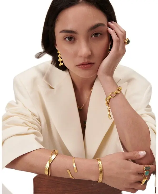 OTTOMAN HANDS Ekavi Cuff Bracelet