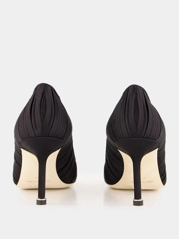 Manolo Blahnik Hangisi Satin Pumps