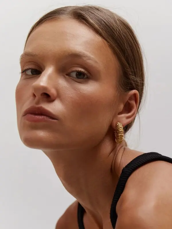 PAOLA SIGHINOLFI Amulet Midi Hoop Earrings