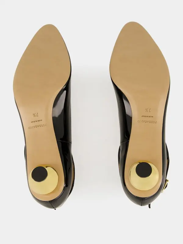 FERRAGAMO T-strap Pumps With Gold Heel - Black