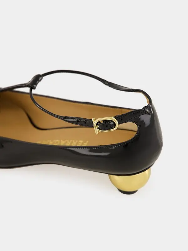 FERRAGAMO T-strap Pumps With Gold Heel - Black