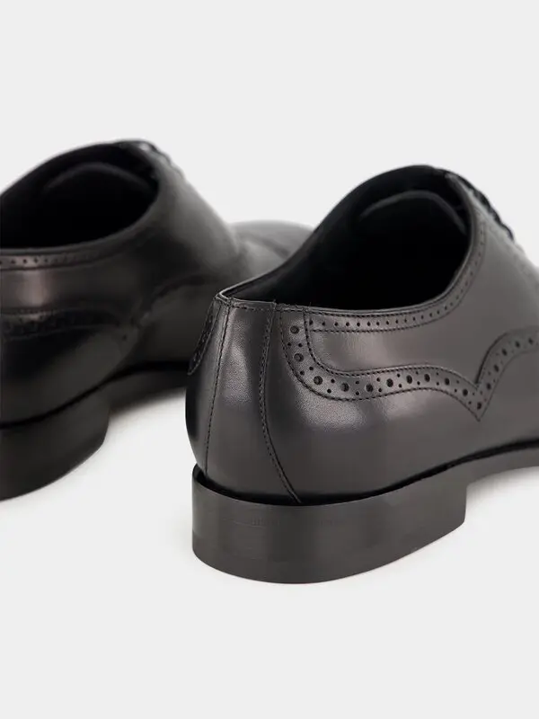 Manolo Blahnik Witney Leather Brogue Oxfords - Black