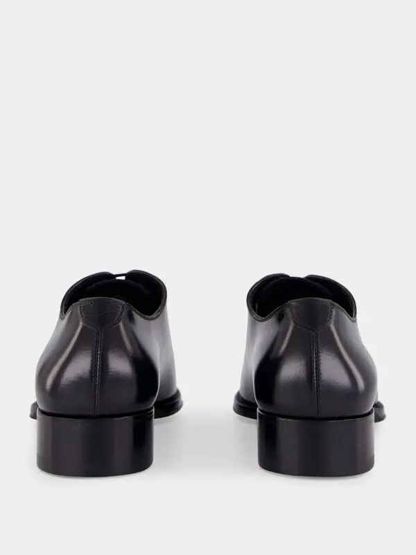 TOM FORD Burnished Leather Elkan Lace Up - Black
