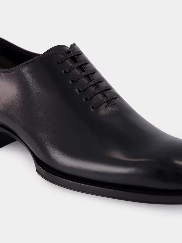 TOM FORD Burnished Leather Elkan Lace Up - Black