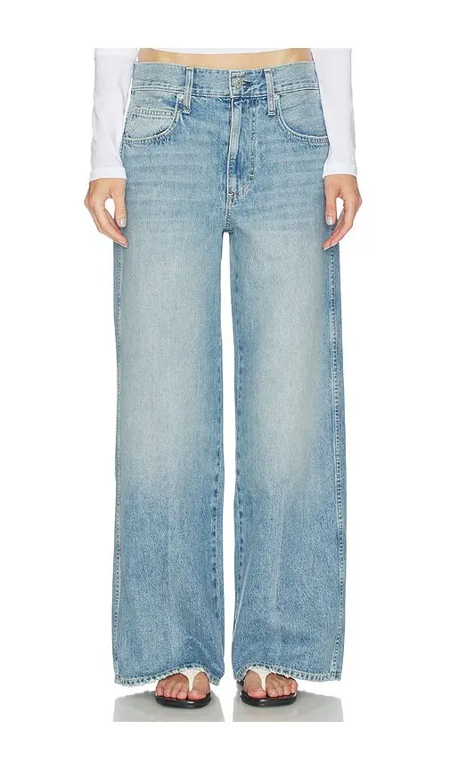 AMO Kira Wide Leg Jeans