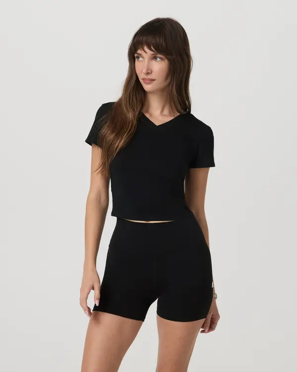 Vuori Short Sleeve Tuvalu Double V Neck - Black