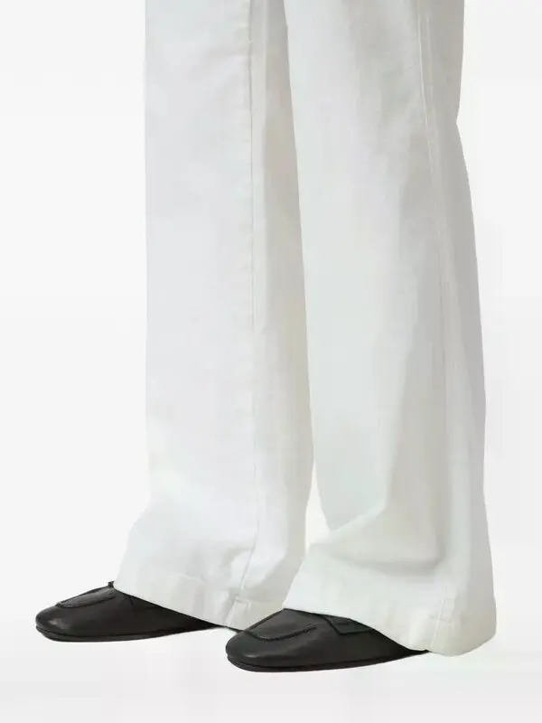 Closed Wide Leg Patch Pocket Jeans
