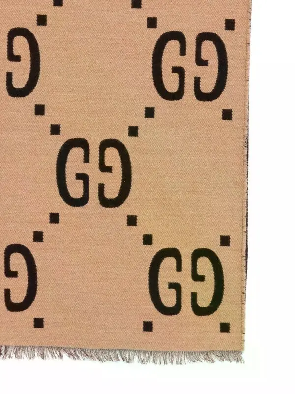 Gucci Freedom Gg Jacquard Frayed Scarf - Neutrals