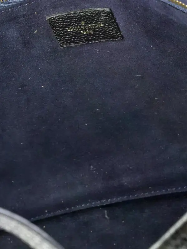 LOUIS VUITTON Neverfull Mm Tote Bag Monogram Empreinte Giant - Black