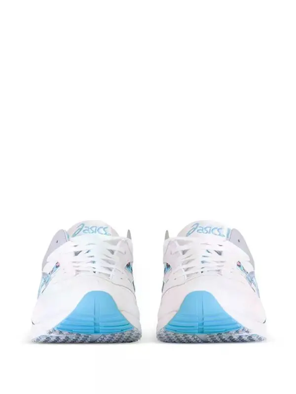Comme Des Garçons Logo Print Sneakers