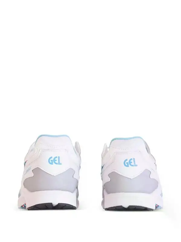 Comme Des Garçons Logo Print Sneakers