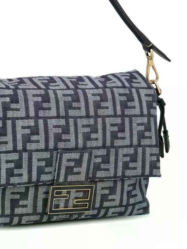 Fendi Logo Shoulder Bag - Blue