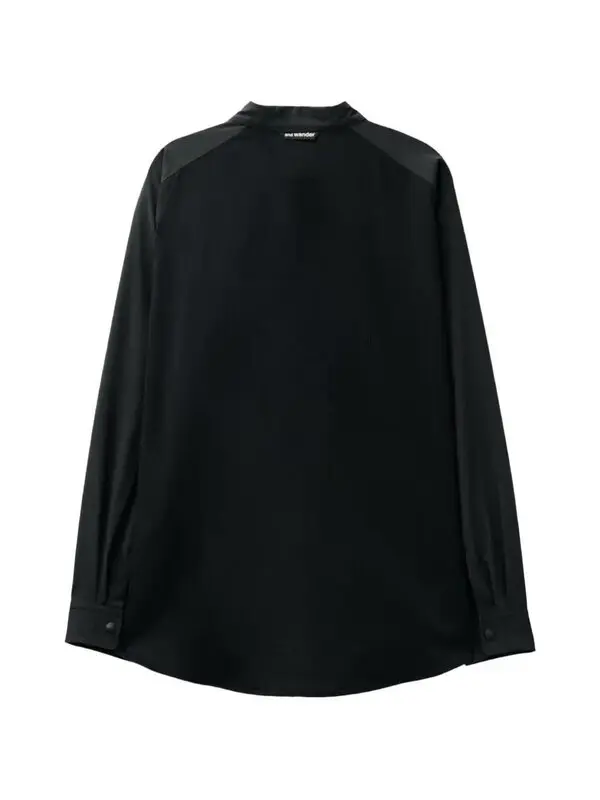 AND WANDER Zip-pocket Shirt