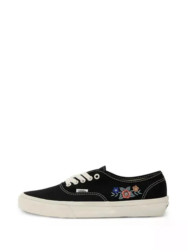 VANS Authentic Sneakers