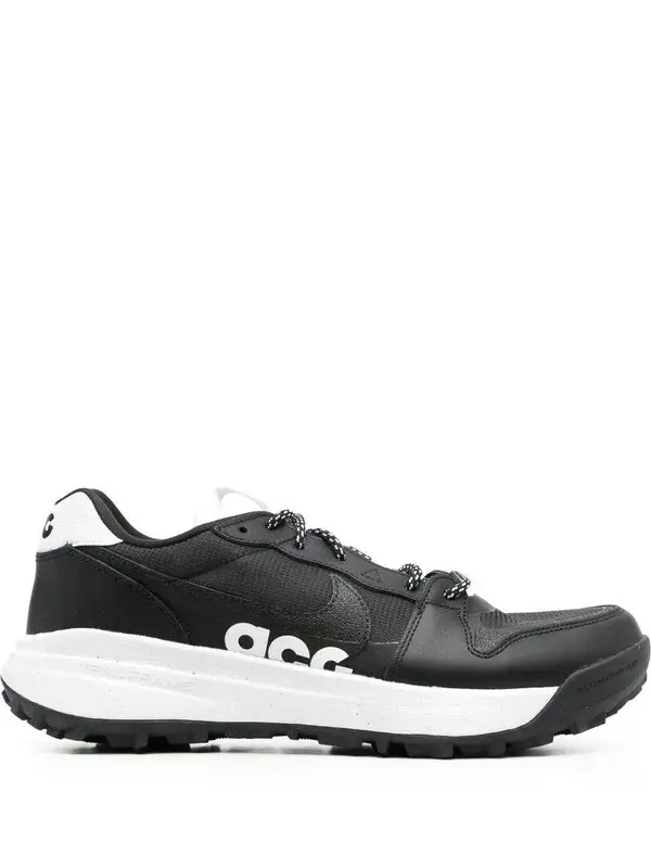 Nike Low-top Sneakers