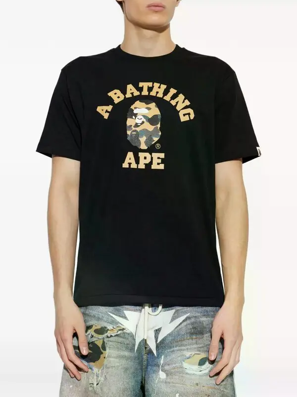 A BATHING APE Printed T-shirt - Black