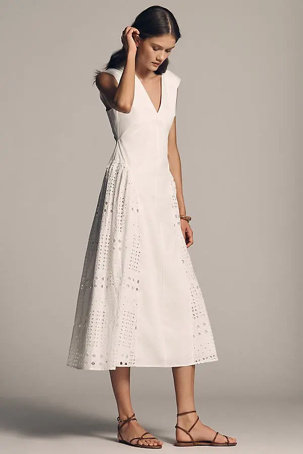 EN ELLY V-neck Drop-waist Pleated Midi Dress