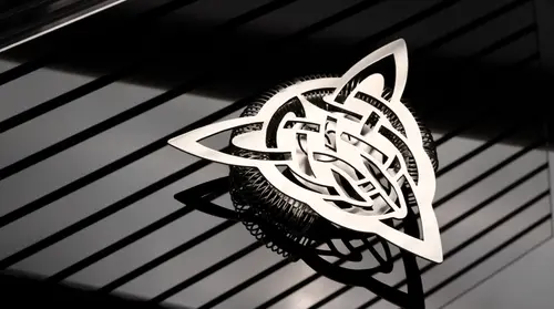 PRINCE OF SCOTS Celtic Knot Premium Bar Strainer