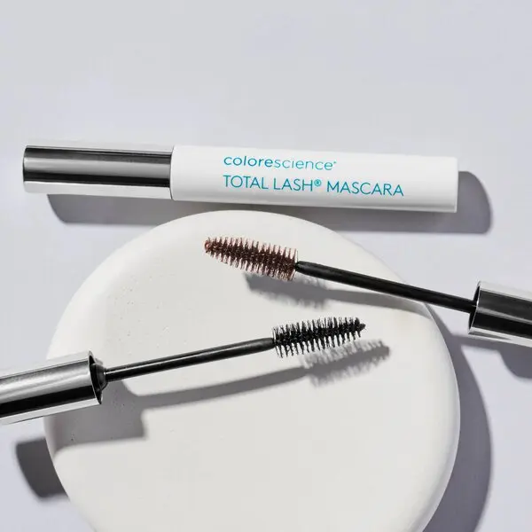 COLORESCIENCE Total Lash Mascara - Black
