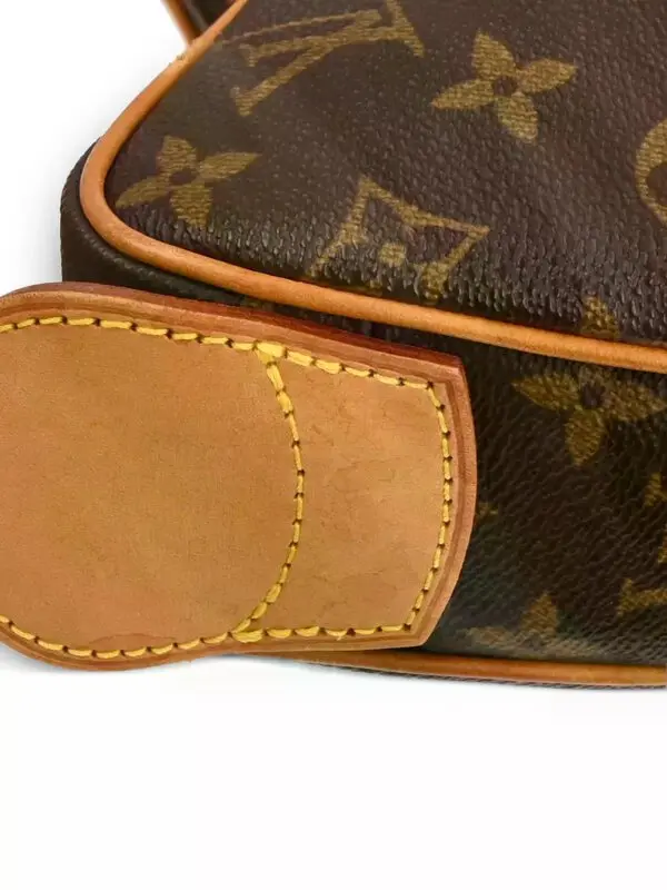 LOUIS VUITTON 2002 Croissant Gm Shoulder Bag