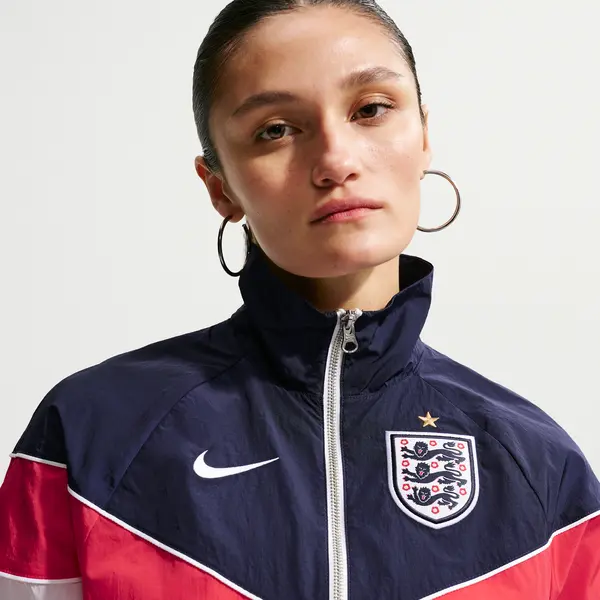 Nike England Windrunner Soccer Uv Woven Jacket - White