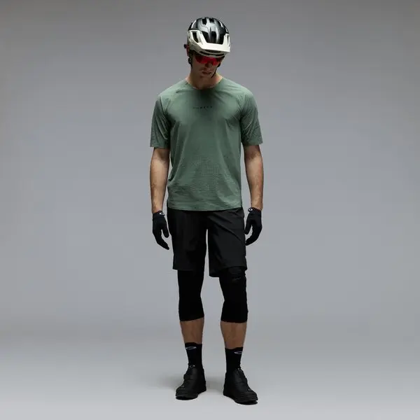 Oakley Seeker Whip Lined Short - Black
