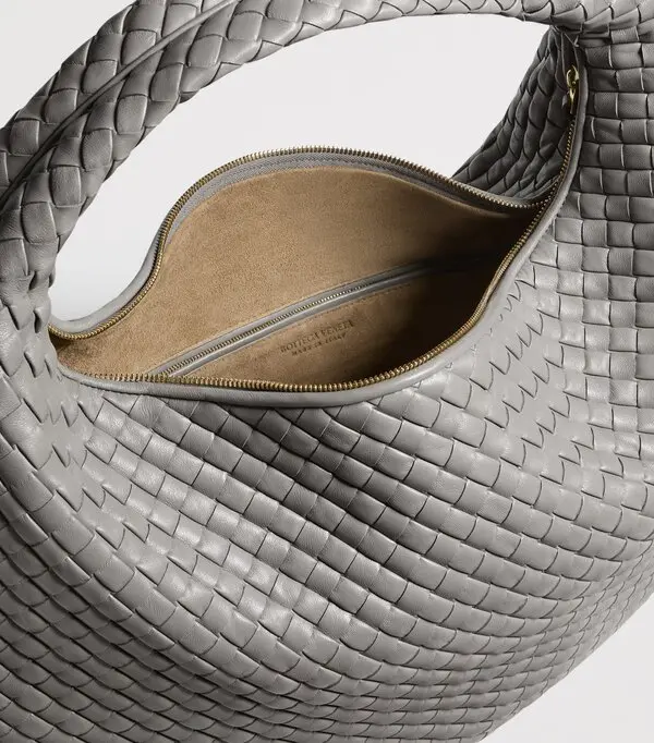 Bottega Veneta Maxi Leather Veneta Shoulder Bag - Grey