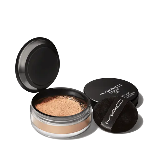 MAC COSMETICS Studio Fix Pro Set & Blur Weightless Loose Powder - Medium Deep