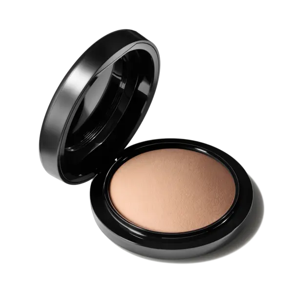 MAC COSMETICS Mineralize Skinfinish Natural Face Powder - Medium Plus